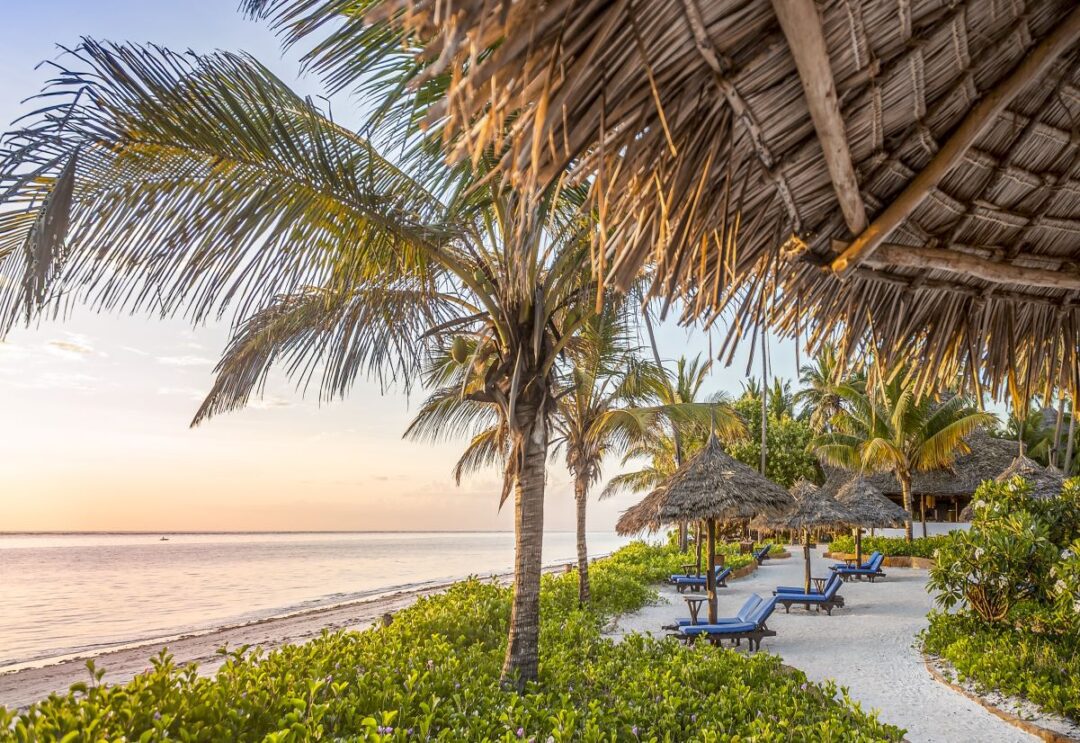 best & Luxurious beach holiday experience- Sunworld Safaris